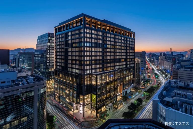 福岡・天神の大型複合ビル「ONE FUKUOKA BLDG.」に人数カウントシステム「パッサークラウド」導入 | AMP[アンプ] - ビジネスインスピレーションメディア