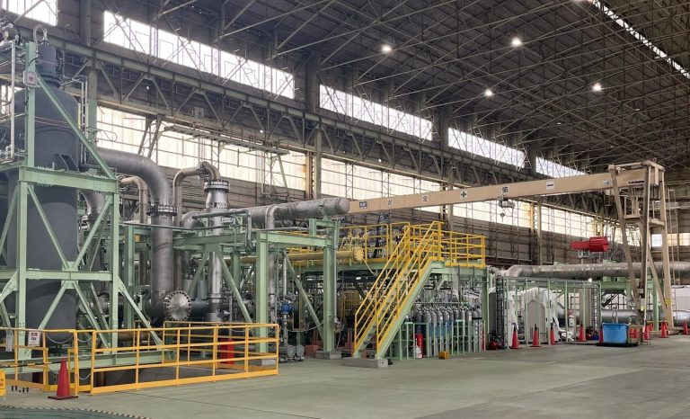 IHIとGE Vernova、兵庫県相生市に大型燃焼試験設備を完工 アンモニア100％燃焼ガスタービンの開発加速へ | AMP[アンプ] - ビジネスインスピレーションメディア