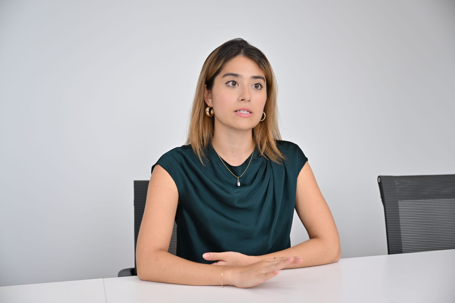 「報道はマラソン」CNN特派員モンゴメリー花子の“折れないキャリア”のつくり方 | AMP[アンプ] - ビジネスインスピレーションメディア